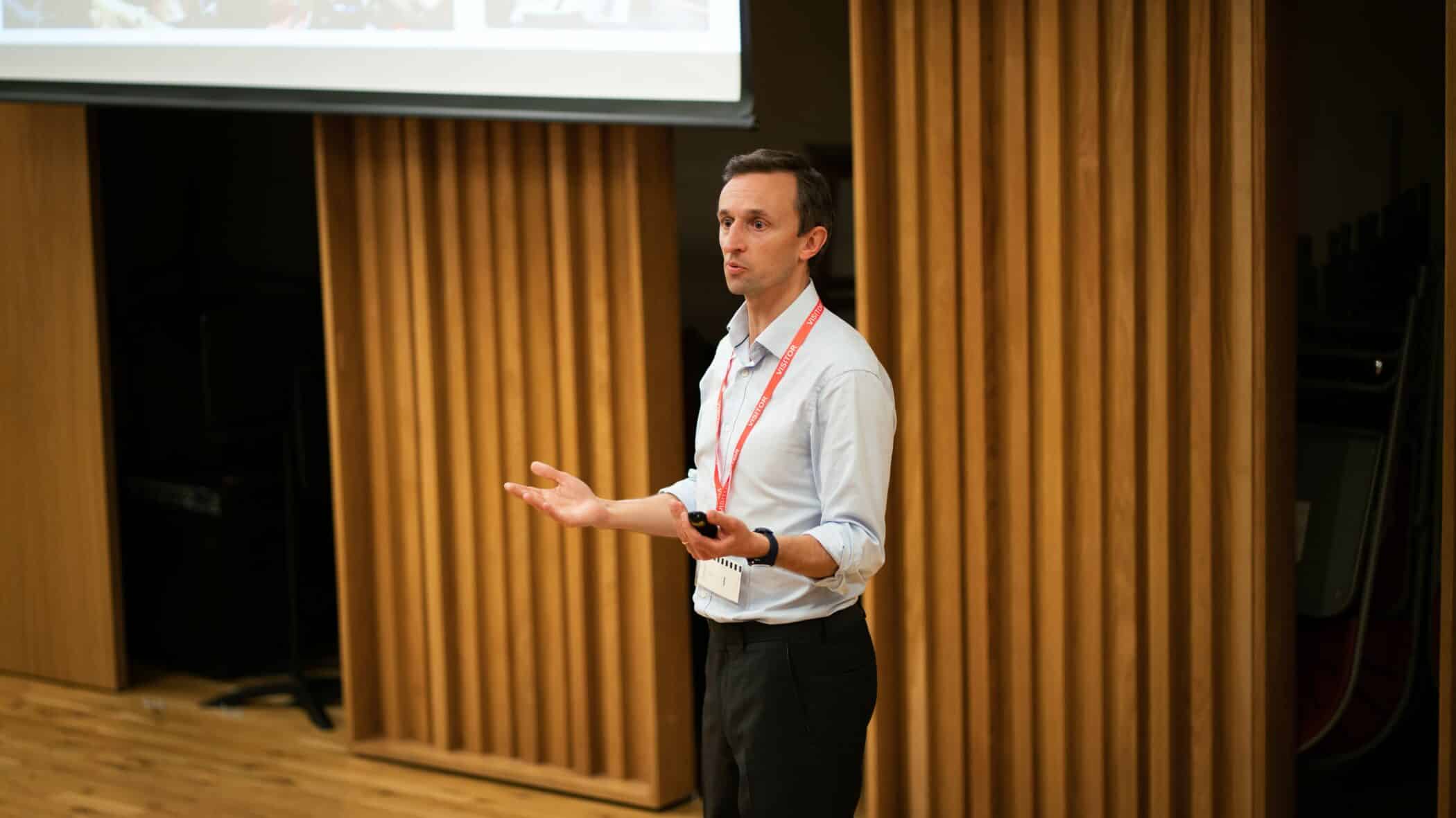 Archie Young returns to UCS | UCS Hampstead